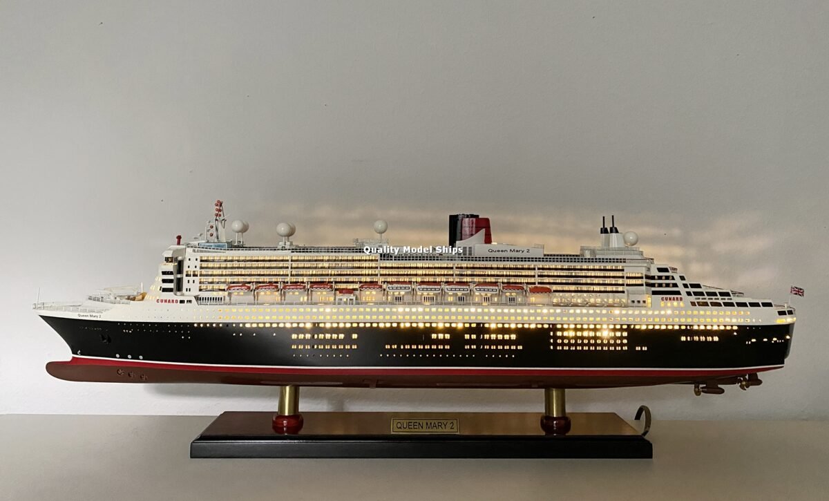RMS Queen Mary 2 Museum Quality Handcrafted Ship Model with Lights ...