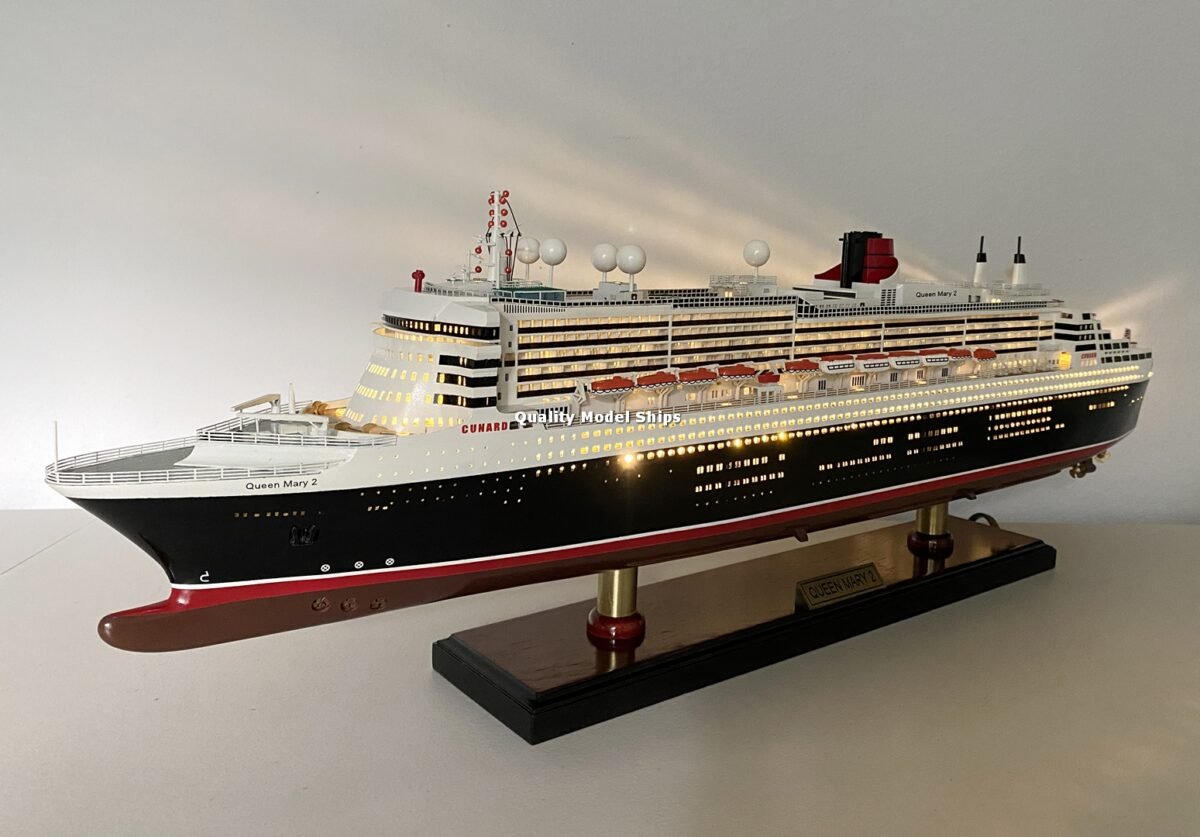 RMS Queen Mary 2 Museum Quality Handcrafted Ship Model with Lights ...