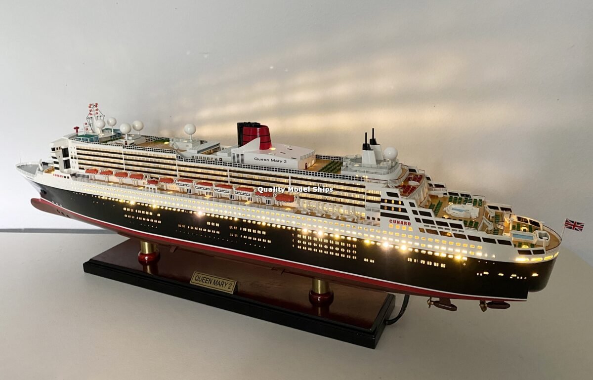 RMS Queen Mary 2 Museum Quality Handcrafted Ship Model with Lights ...