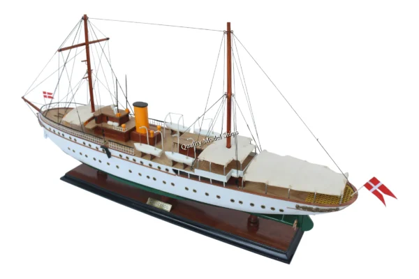 Dannebrog – Her Danish Majesty’s Yacht Model - Quality Model Ships
