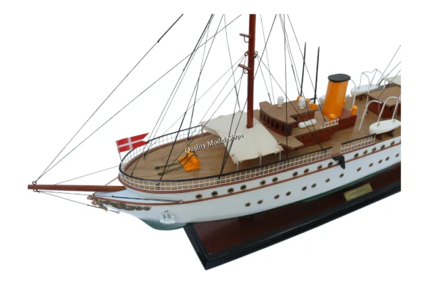 Dannebrog – Her Danish Majesty’s Yacht Model - Quality Model Ships