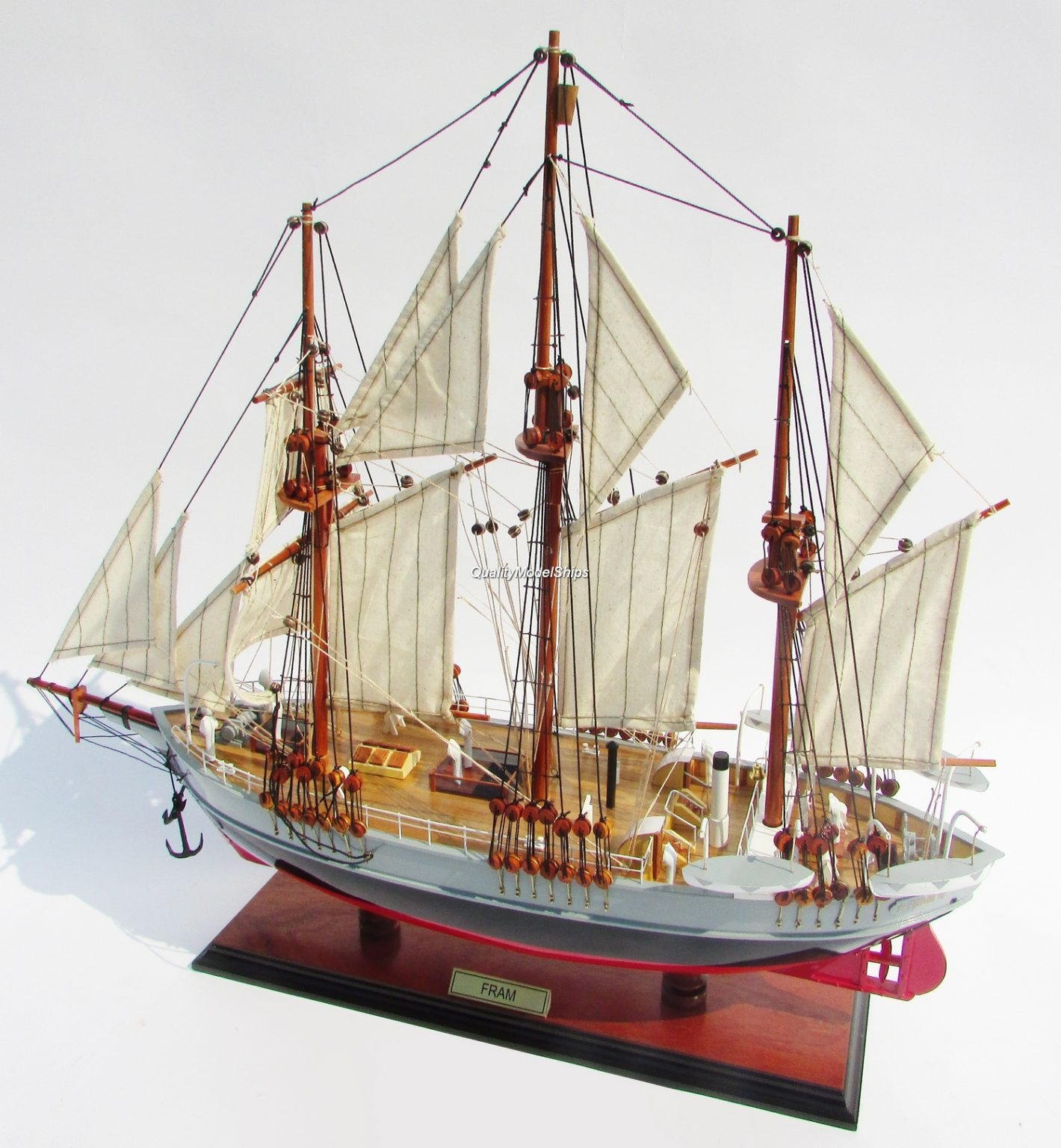 Fram Expeditions in the Arctic and Antarctic Ship Model - Quality Model ...