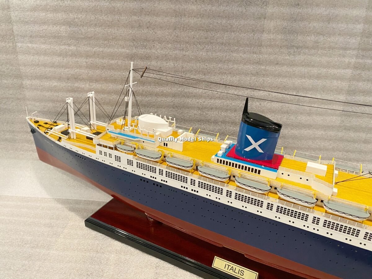 Italis Ocean Liner Ready Display Model Ship - Quality Model Ships
