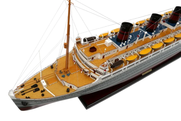 SS Queen of Bermuda Ocean Liner Ship Model 37" Museum Quality - Quality ...