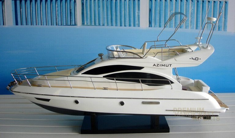 Azimut 40 Display Model Yacht - Quality Model Ships